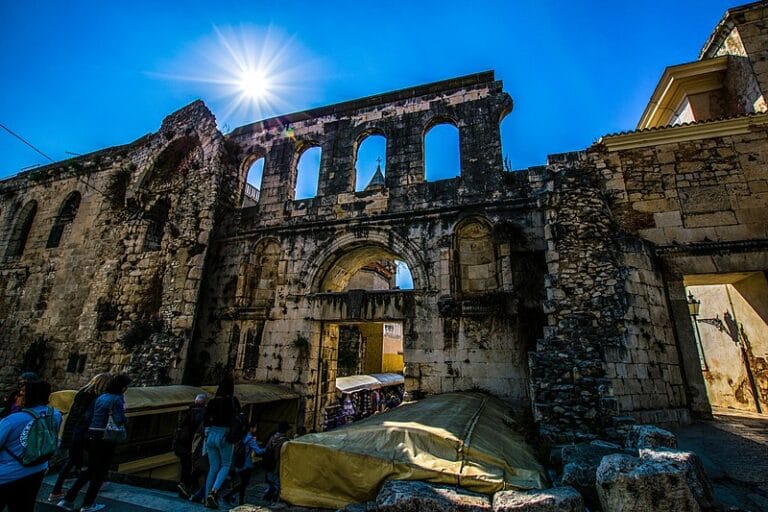 Emperor Diocletian AD 240-311 - Formindable and Revolutionary leader