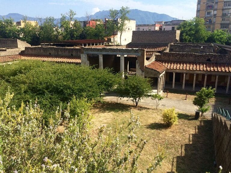 Poppaea Sabina (30-65 AD): A Beautiful Womanand an Empress