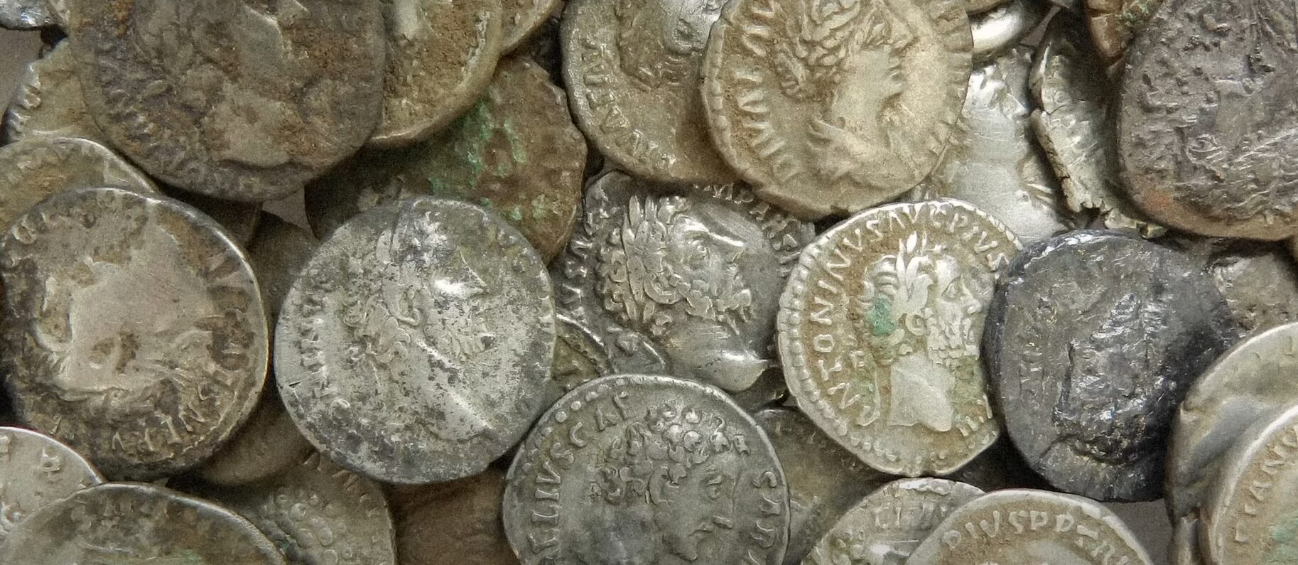 Beyond Rich and Poor: Life in Rome’s Middle Social Ranks - Roman Empire